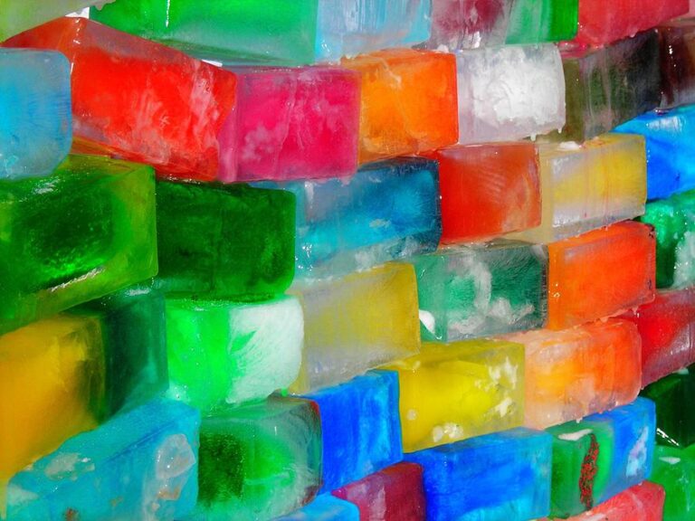 3 Ways to Play with Food Coloring – Athletes for Kids